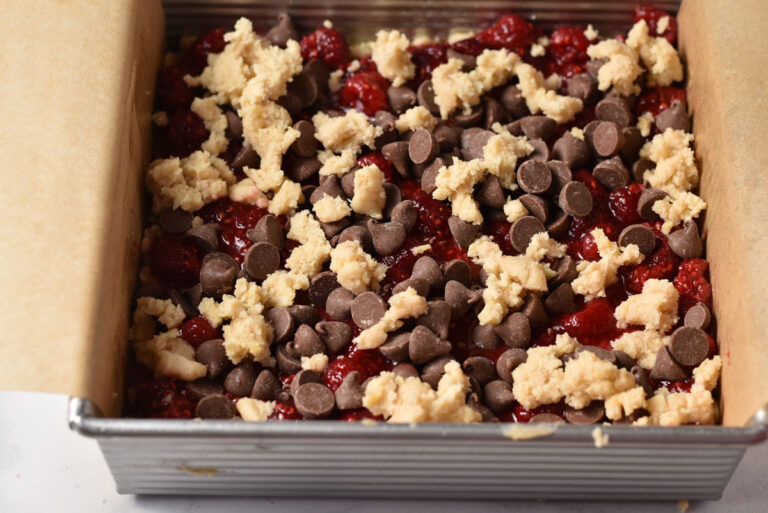 Raspberry Chocolate Crumble Bars - My Sweet Precision