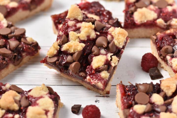 Raspberry Chocolate Crumble Bars - My Sweet Precision