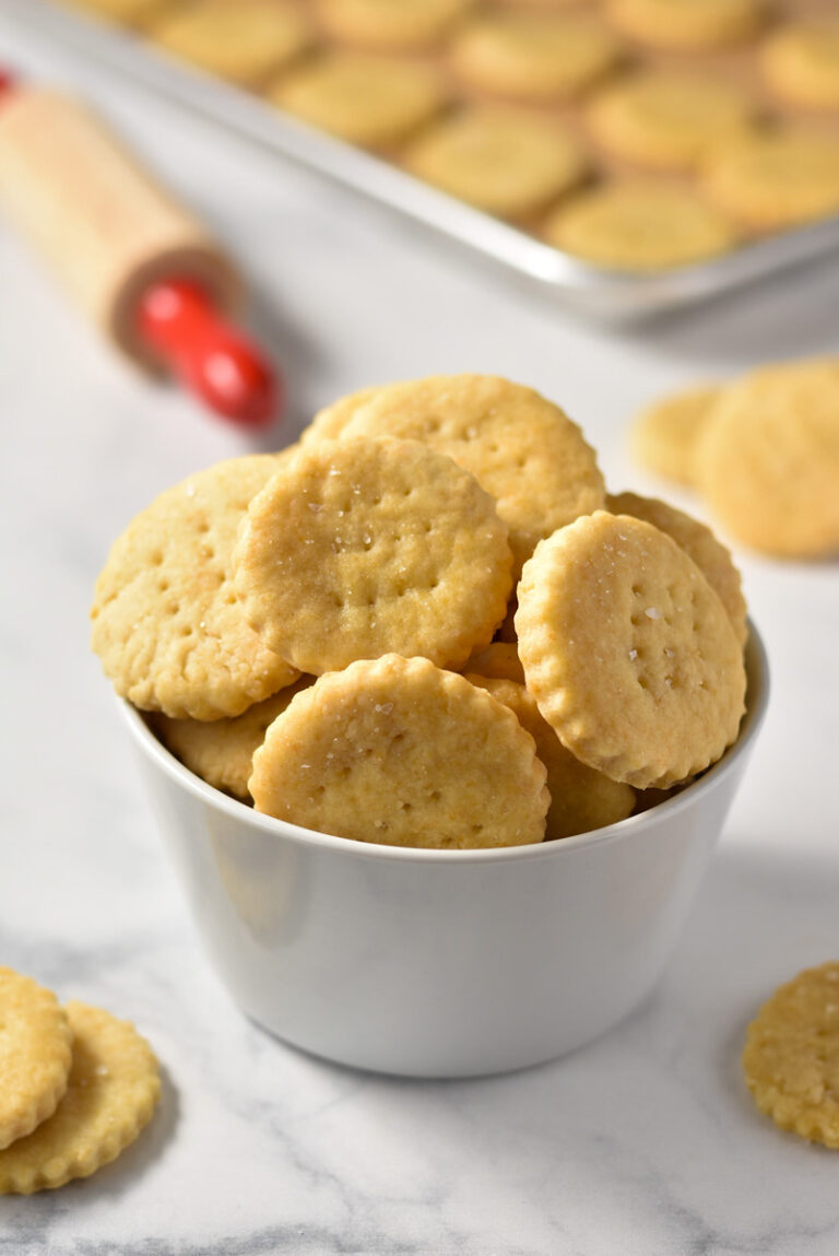 Homemade Ritz Crackers - My Sweet Precision