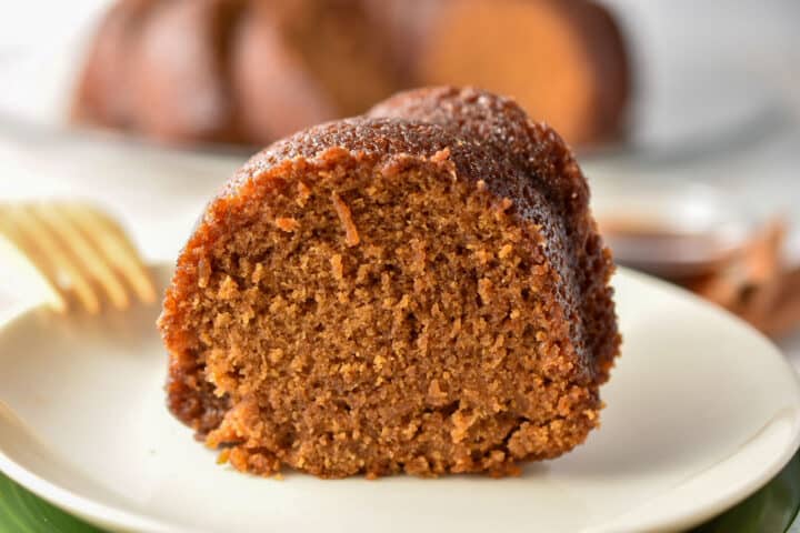 Old-Fashioned Molasses Cake - My Sweet Precision