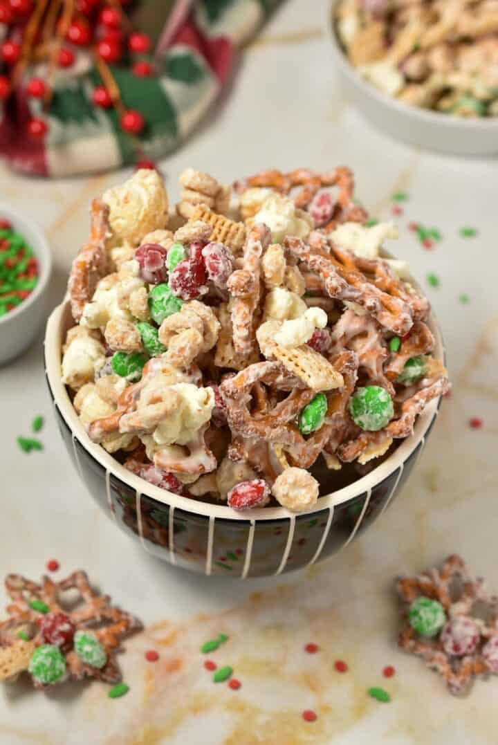 How to Make Reindeer Food (Festive Snack Recipe!) | My Sweet Precision